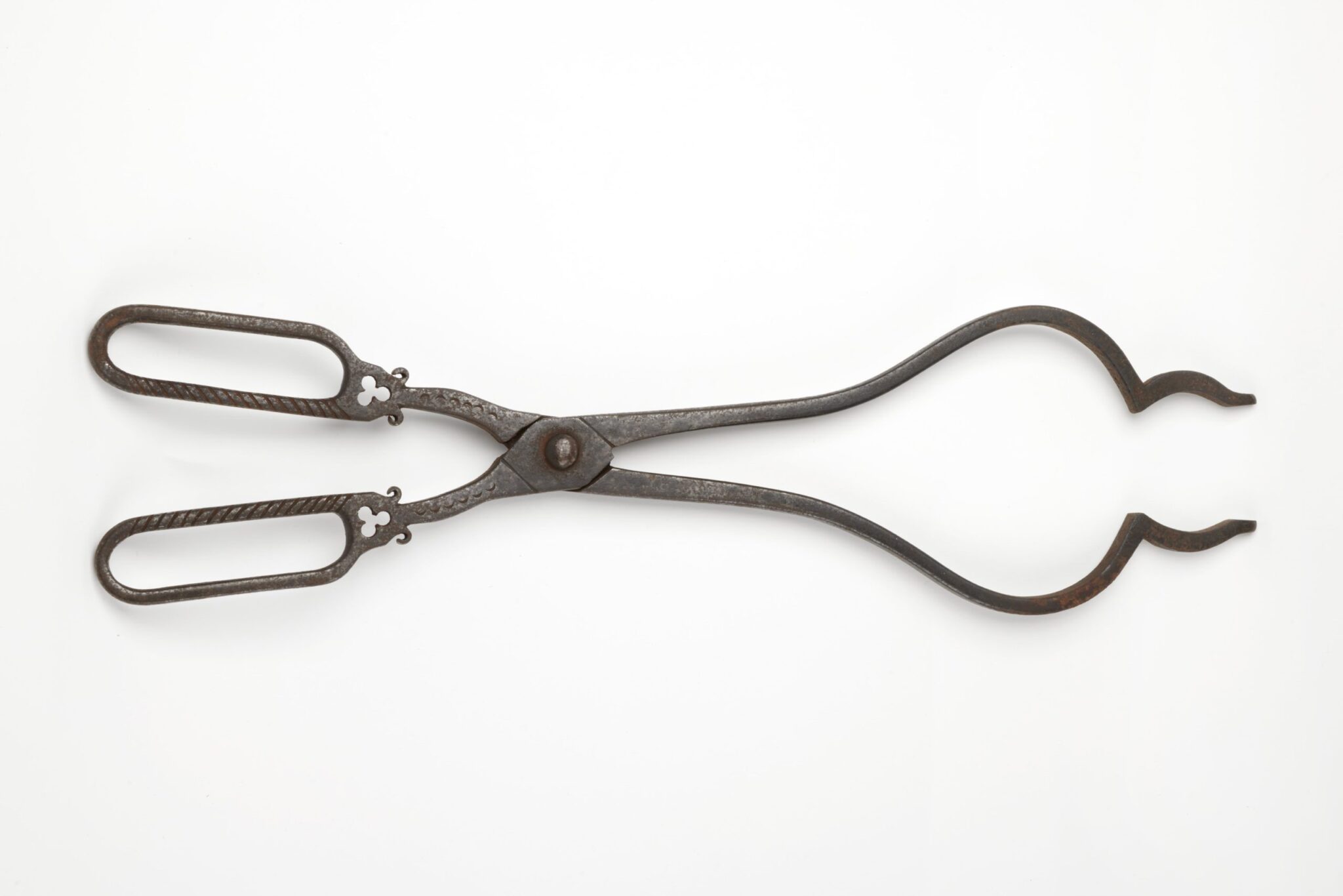 Swing Riot tongs - Wessex Museums