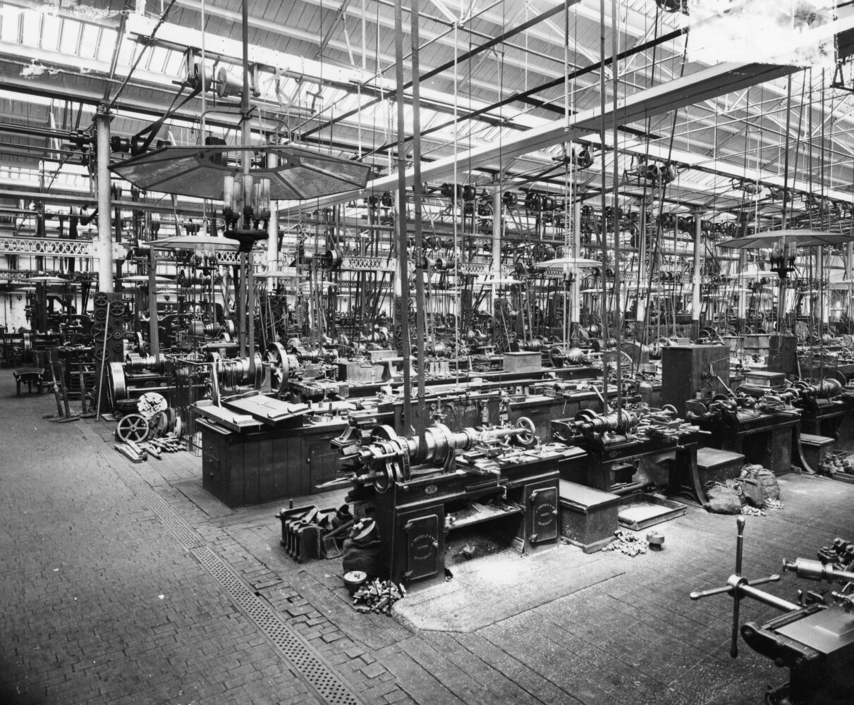 Machine shop lathe - Wessex Museums