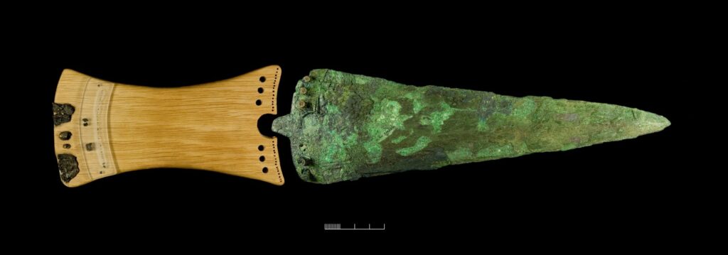 Bush Barrow dagger - Wessex Museums
